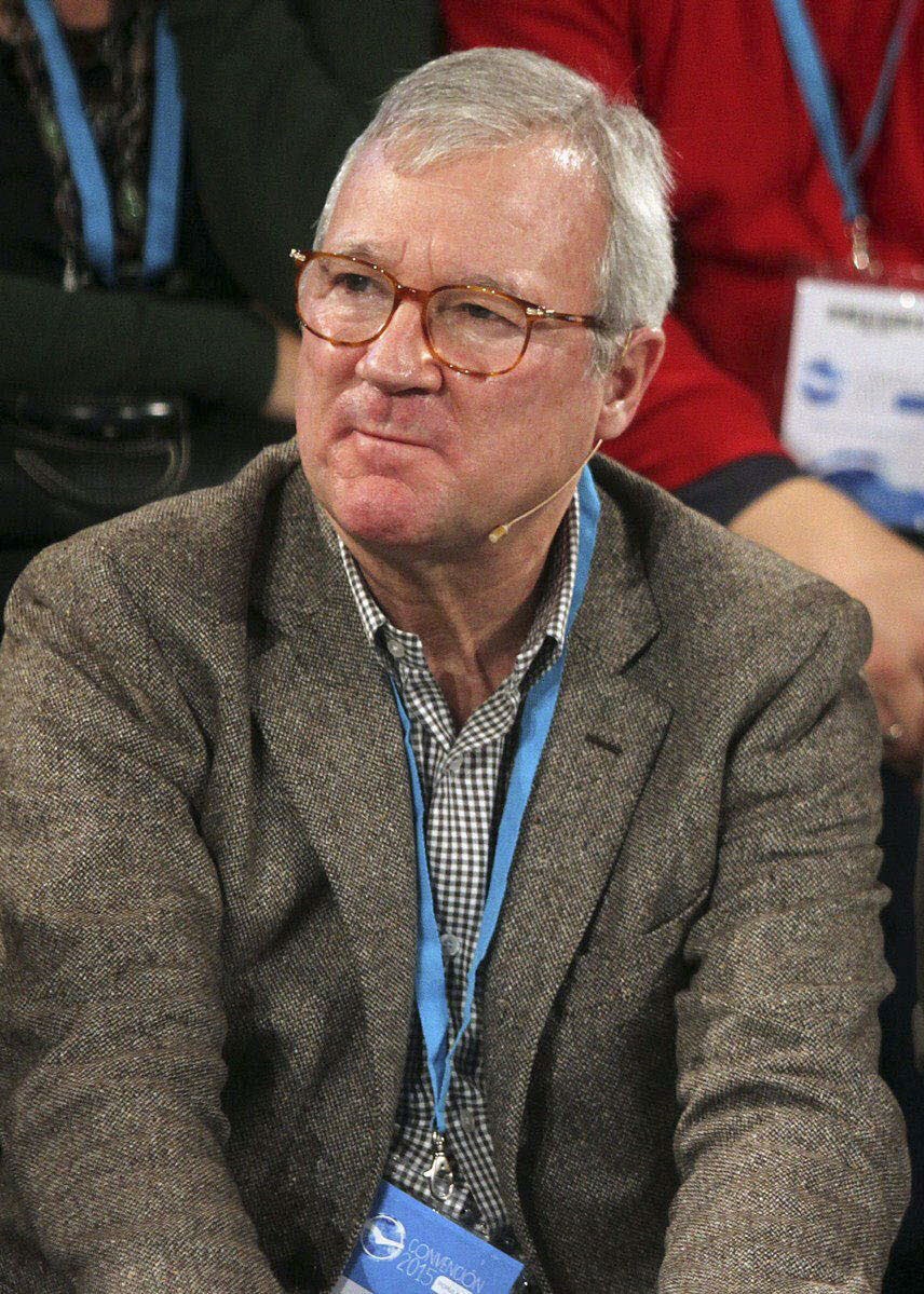 Valcárcel renueva su apuesta por Sánchez | La Verdad