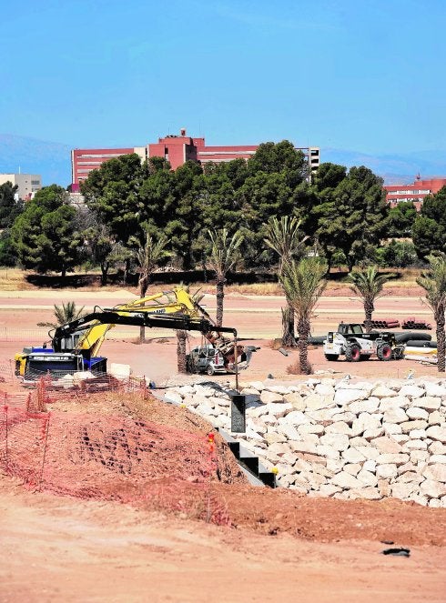 Un paso inferior en la autovía con zona verde y carril bici unirá los ...